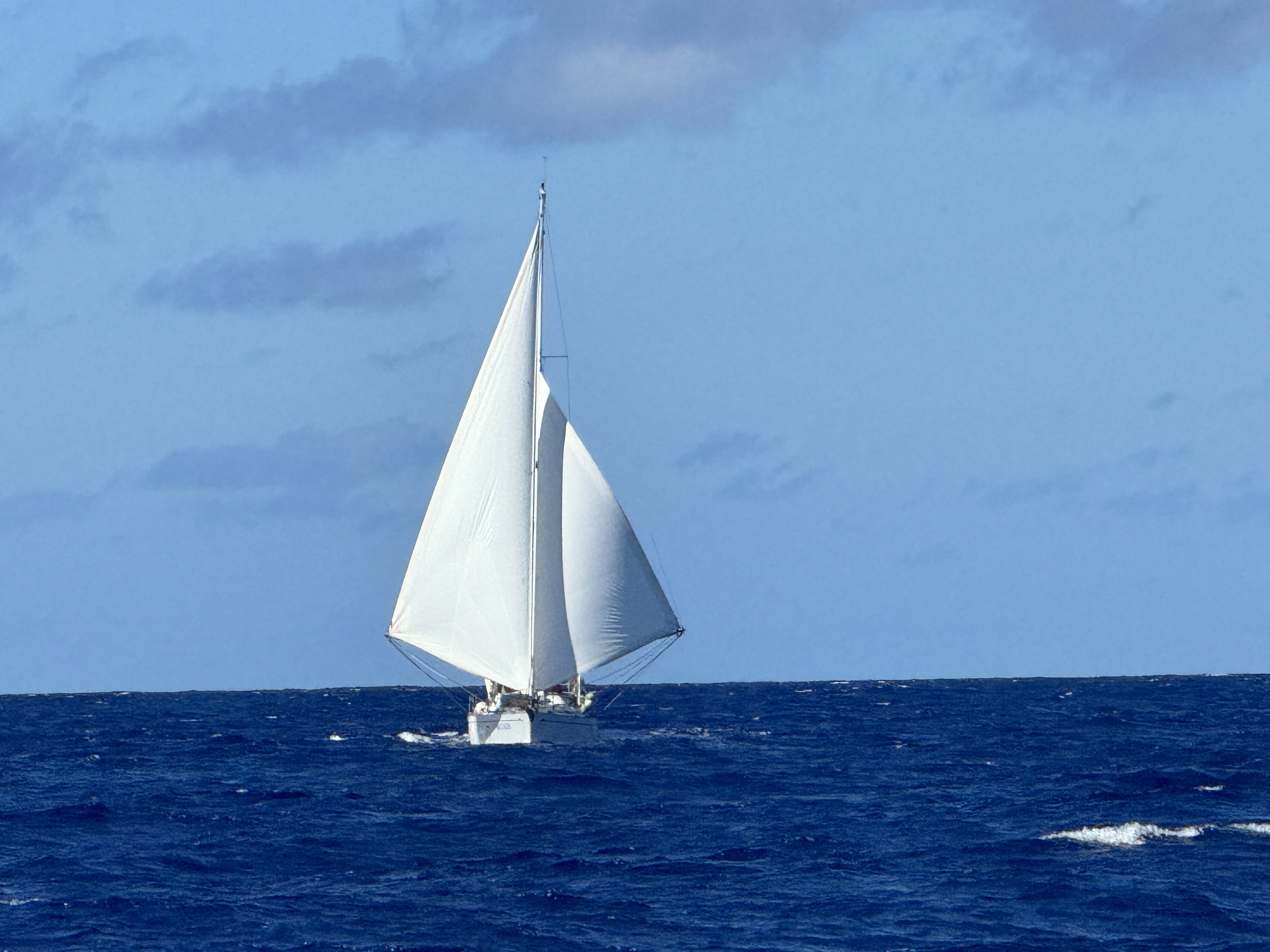 Makemo – Sailing Tieton